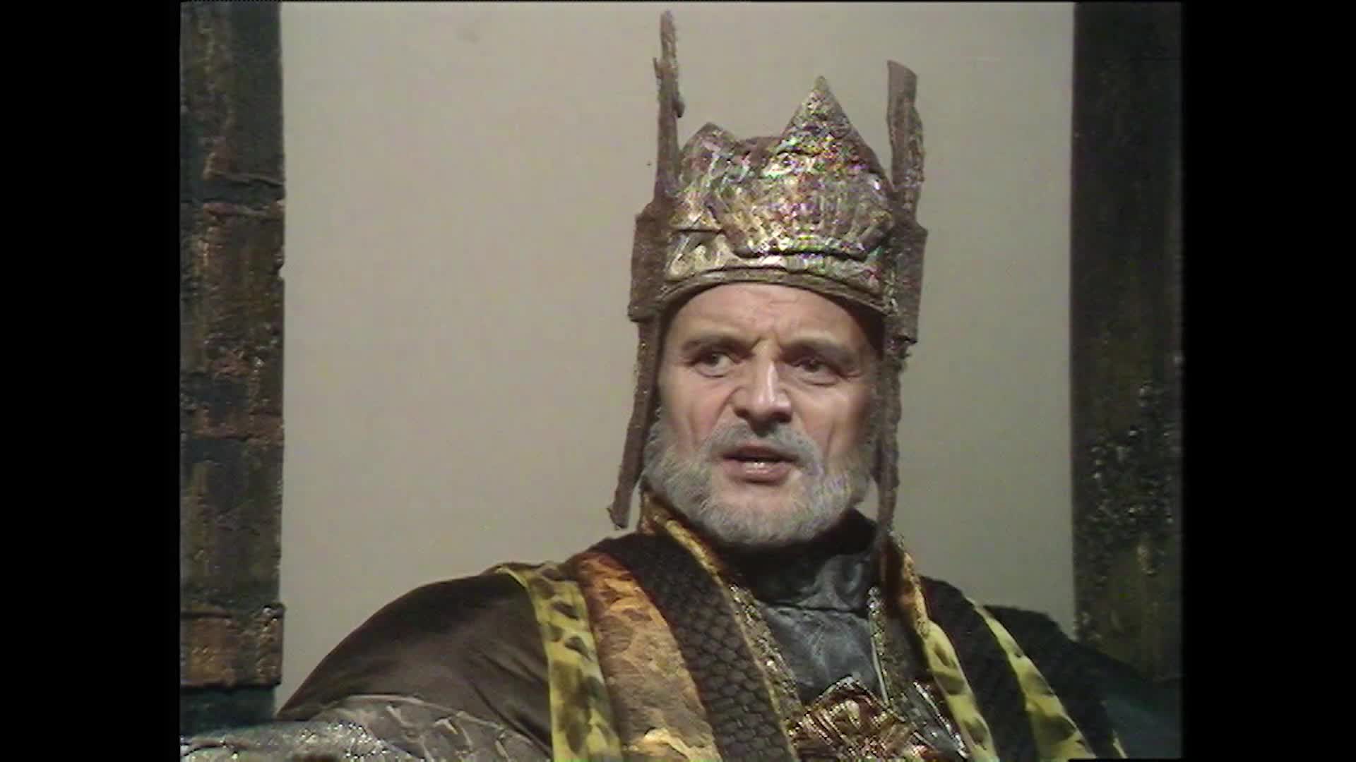 Play of the Month | Macbeth: Act 1 Scene 4 - BBC Shakespeare Archive